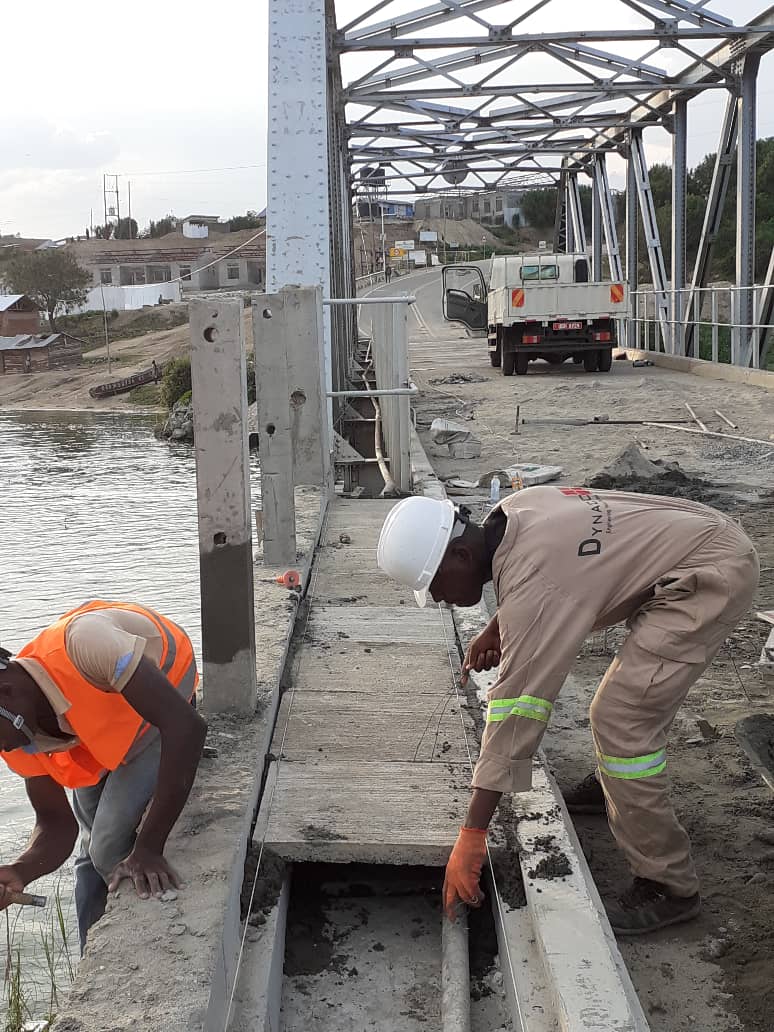 Emergency repair of Kazinga Channel bridge on Kasese – Katunguru ...